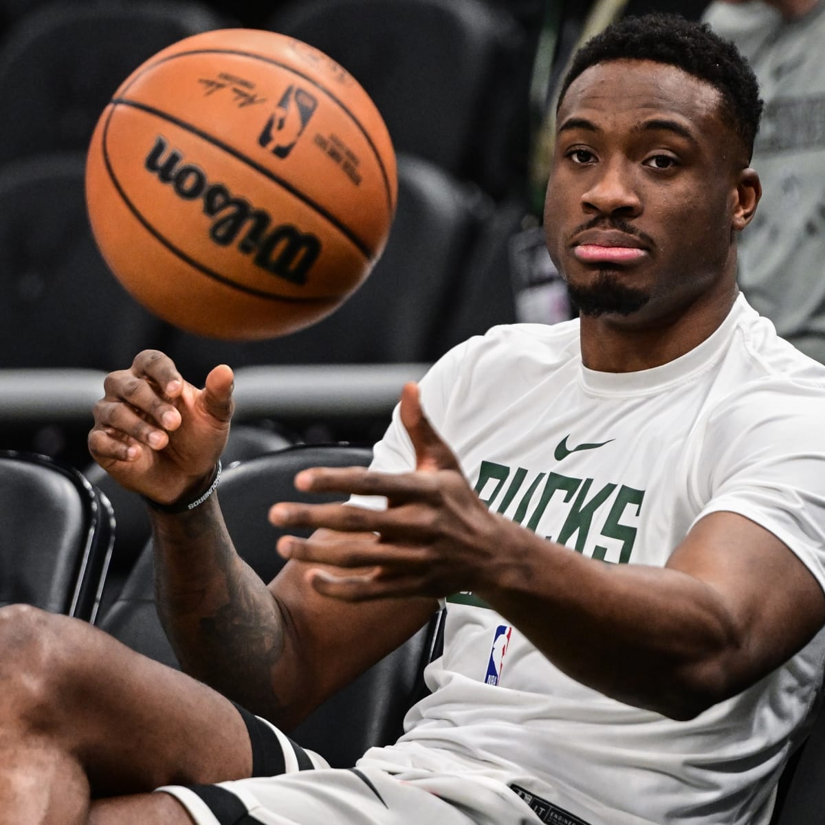 Thanasis antetokounmpo store