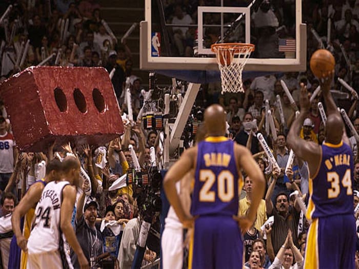 When Nets Fans Brought A Brick To The Arena To Troll Shaquille Oneal