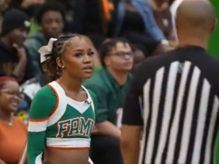 Video Cheerleader Goes Viral For Ruthless Trash Talk During March Madness Game Fadeaway World