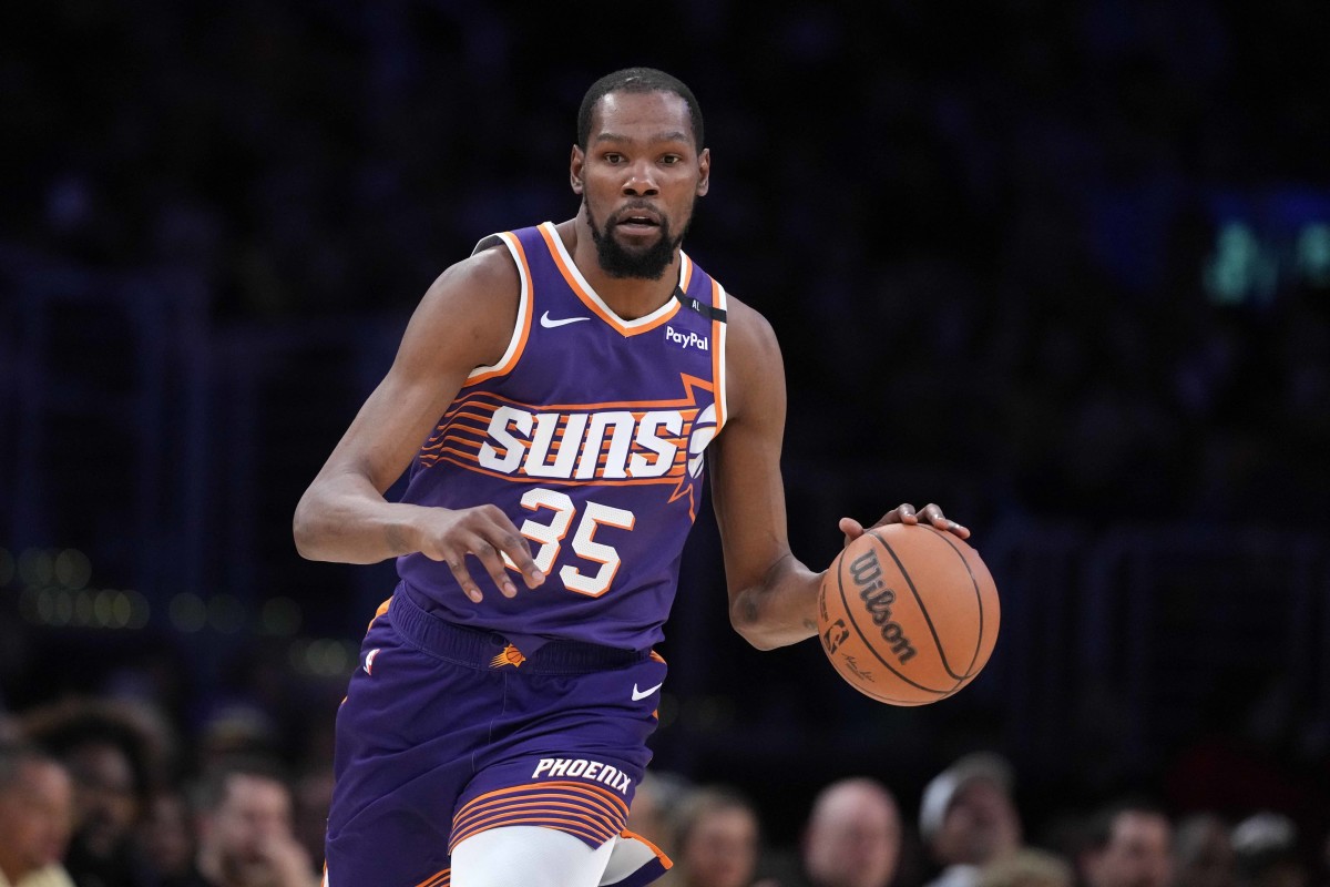 Kevin Durant Calls Out Stephen A Smith For Playing Solitaire In The Arena Instead Of Watching