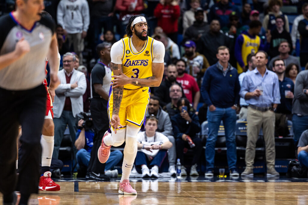 Anthony Davis Expected To Sit Out Back-To-Back Against Houston To ...