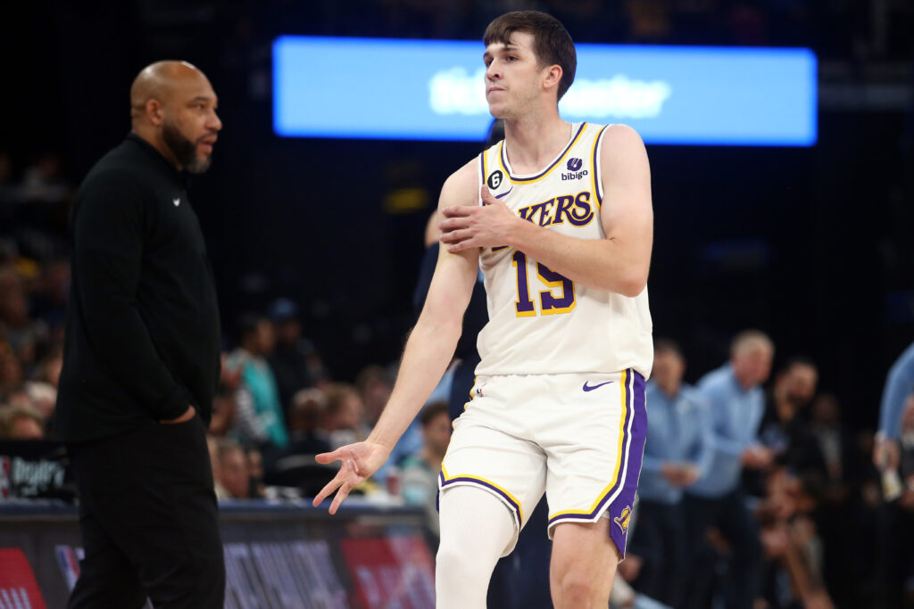 NBA Fans React To Austin Reaves' Insane Halfcourt Buzzer Beater ...