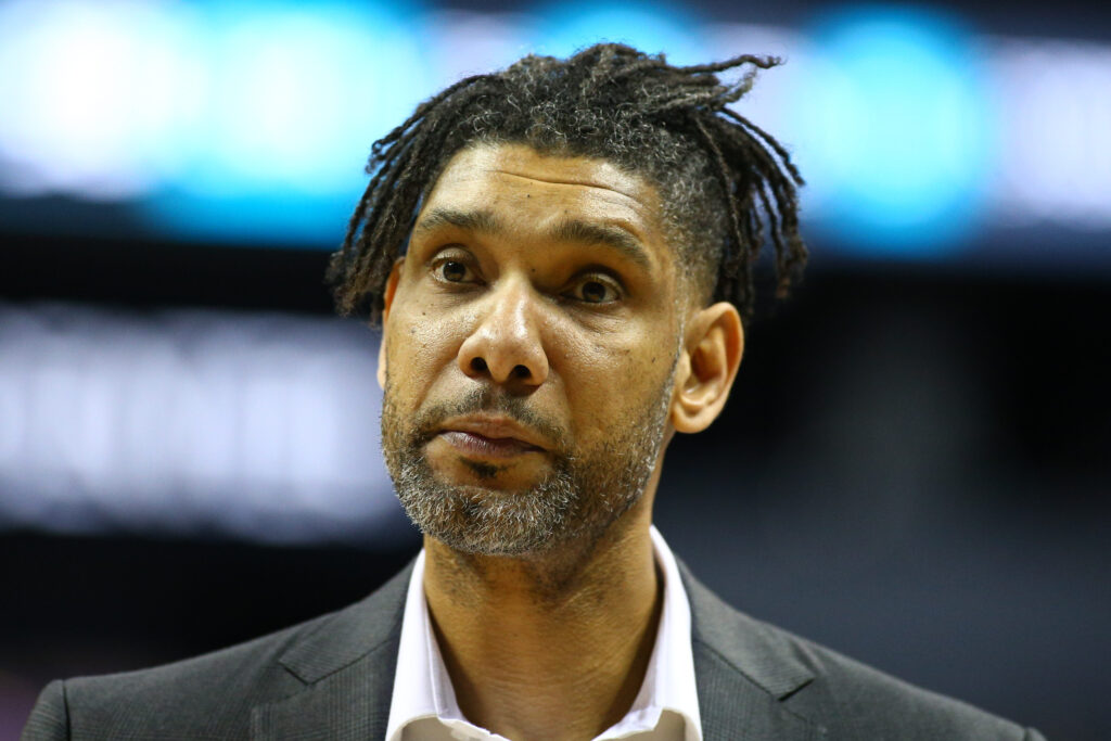 Video: Tim Duncan Shows A New Hairstyle While He Surfs On The Waves ...