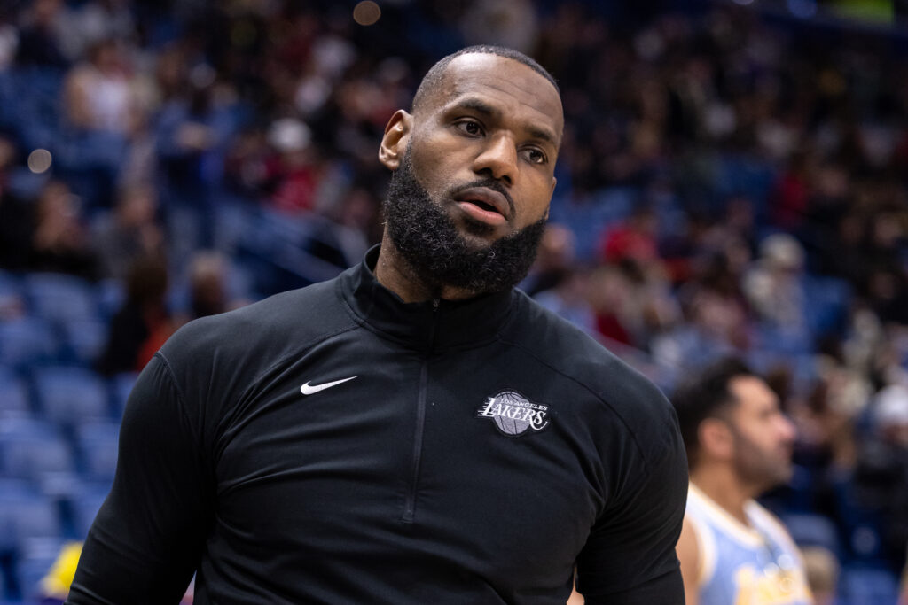 NBA Insider Says LeBron James Could Leave The Lakers For Final Years Of ...