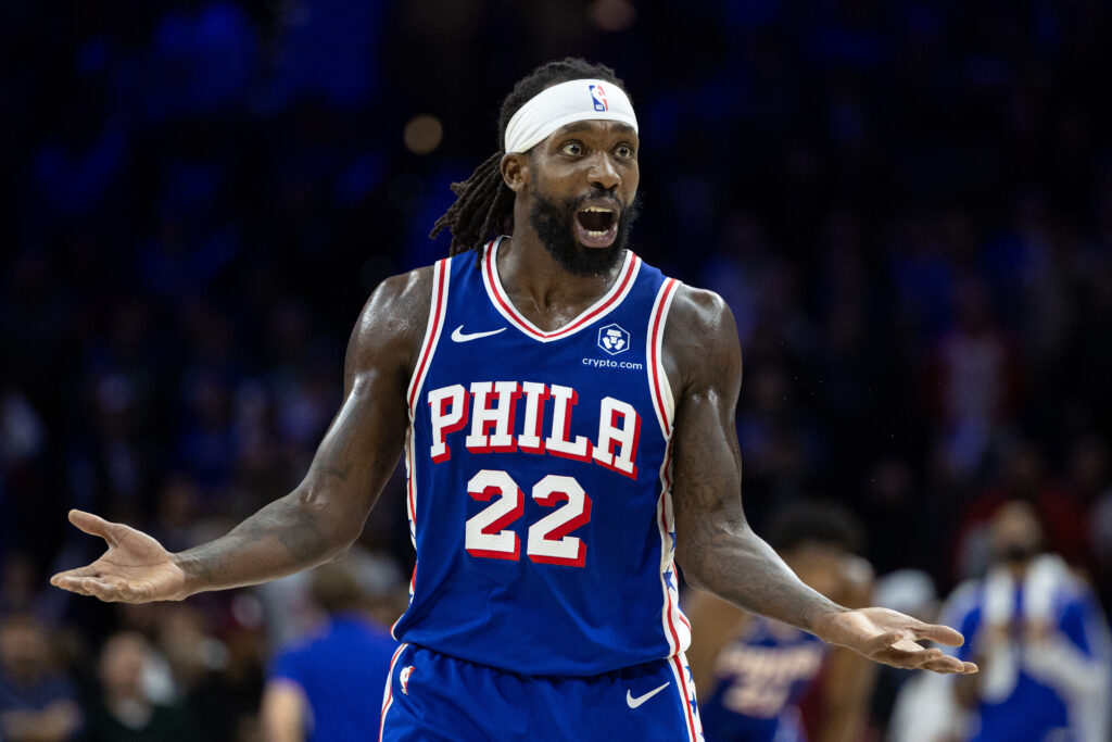 Patrick Beverley Steals Doc Rivers' Clip Board In His First Game With ...