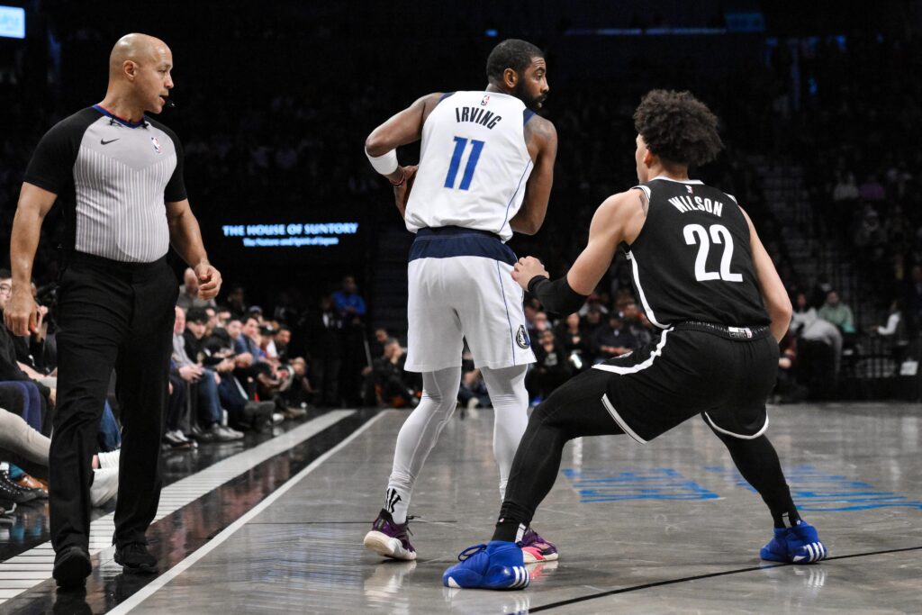 Kyrie Irving Takes A Shot At New York Mayor While Being Heckled By Fans ...
