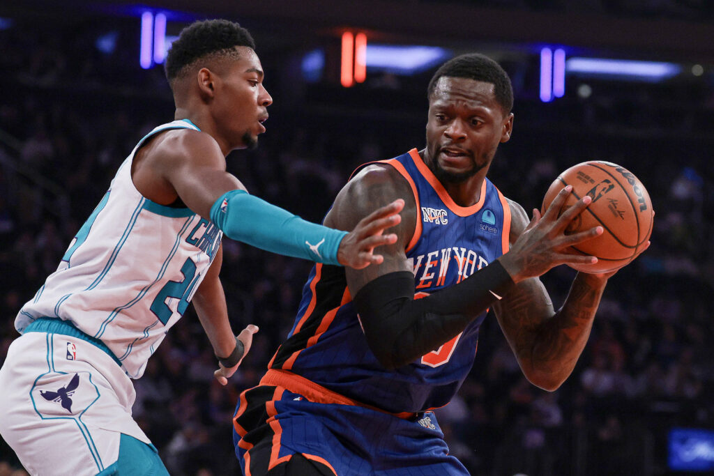 3-Team Mock Trade Sends Julius Randle To The Charlotte Hornets ...