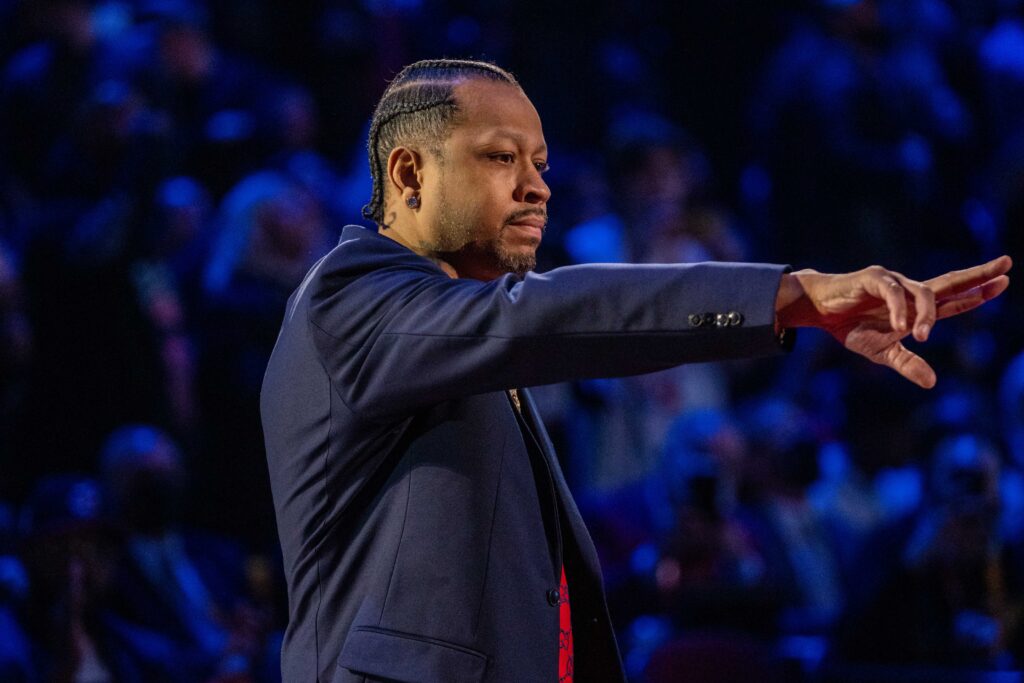 Allen Iverson Pays Tribute To Michael Jordan With 'GOAT' Message ...