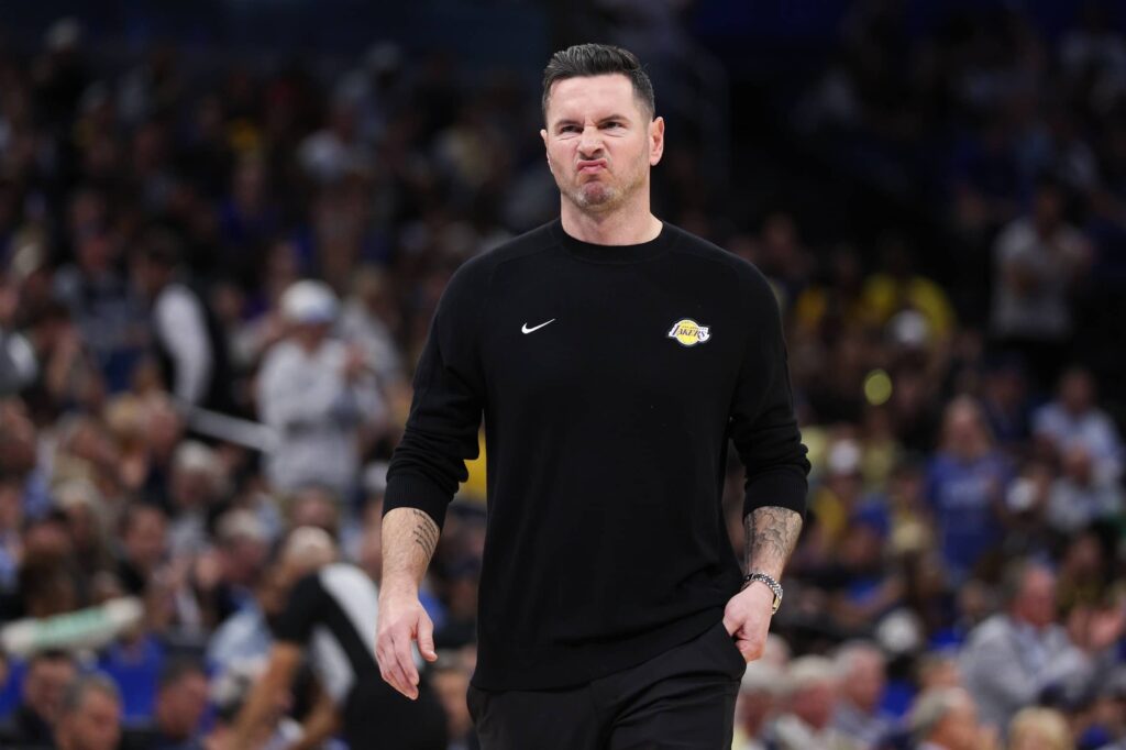 NBA Fans React To Attractive Woman Behind JJ Redick On Lakers ...