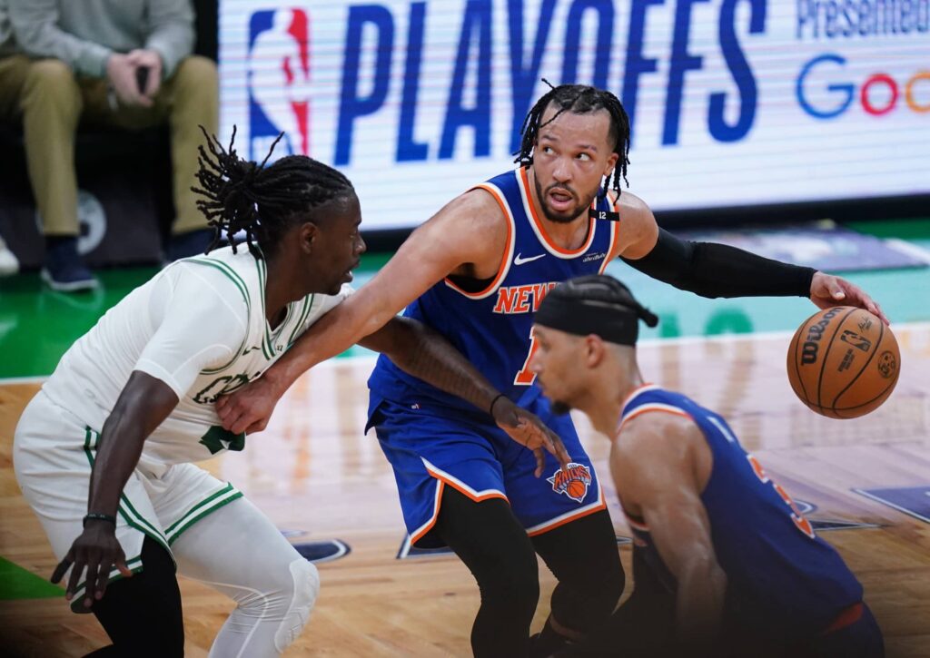 Lakers Legend Magic Johnson Hails Jalen Brunson As Knicks Steal Game 1 ...