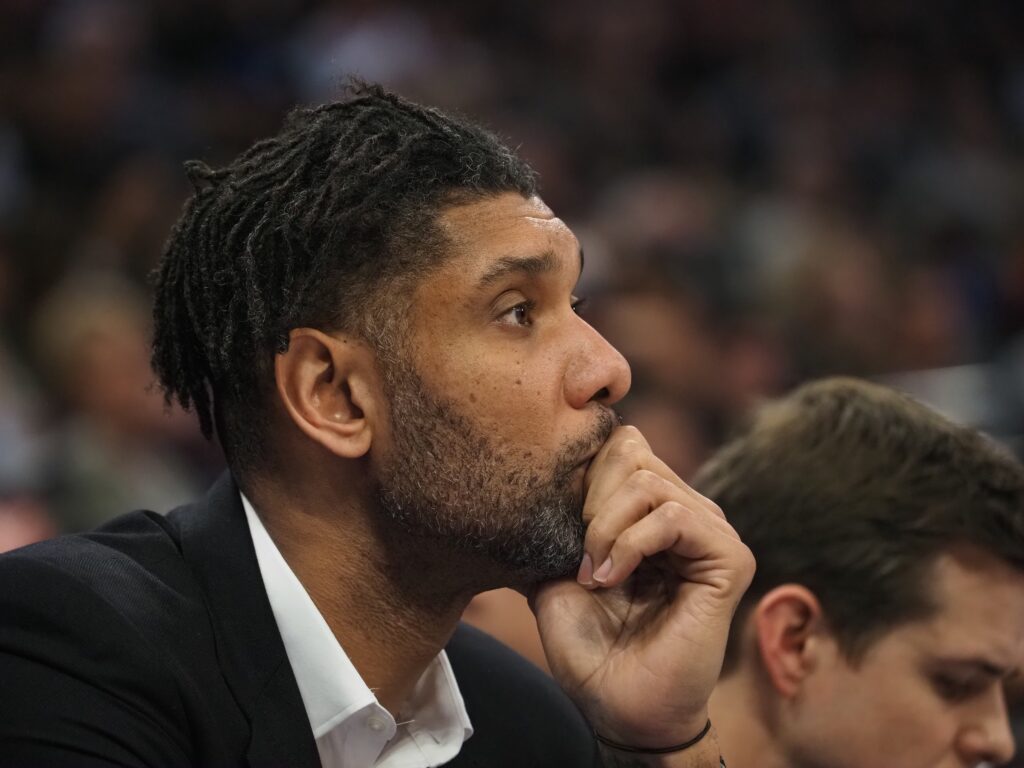 Tim Duncan Wasn't Impressed With Michael Jordan's Greatness As A Rookie ...