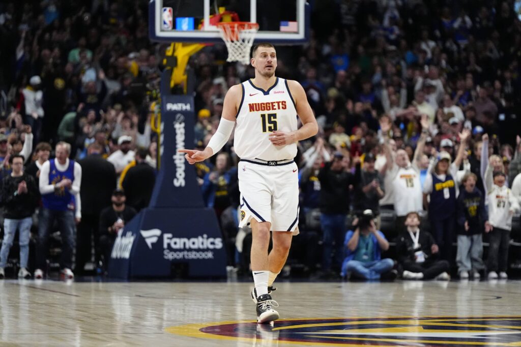 Nikola Jokic's Impressive Reverse Dunk During Warm-Ups Leaves Fans ...