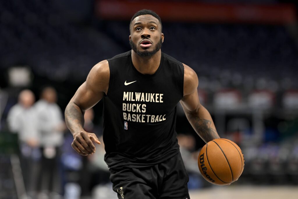 Bucks’ Decision To Re-Sign Thanasis Antetokounmpo Sparks Hilarious Fan ...