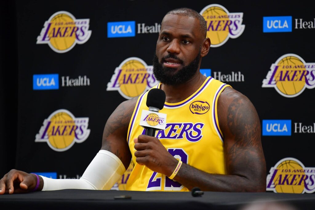 LeBron James Faces Backlash For Dancing On Kai Cenat's Stream After ...