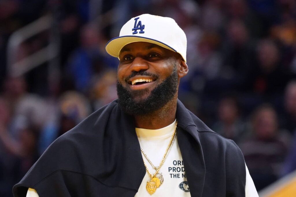 LeBron James Can't Stop Laughing After Seeing Richard Jefferson's ...