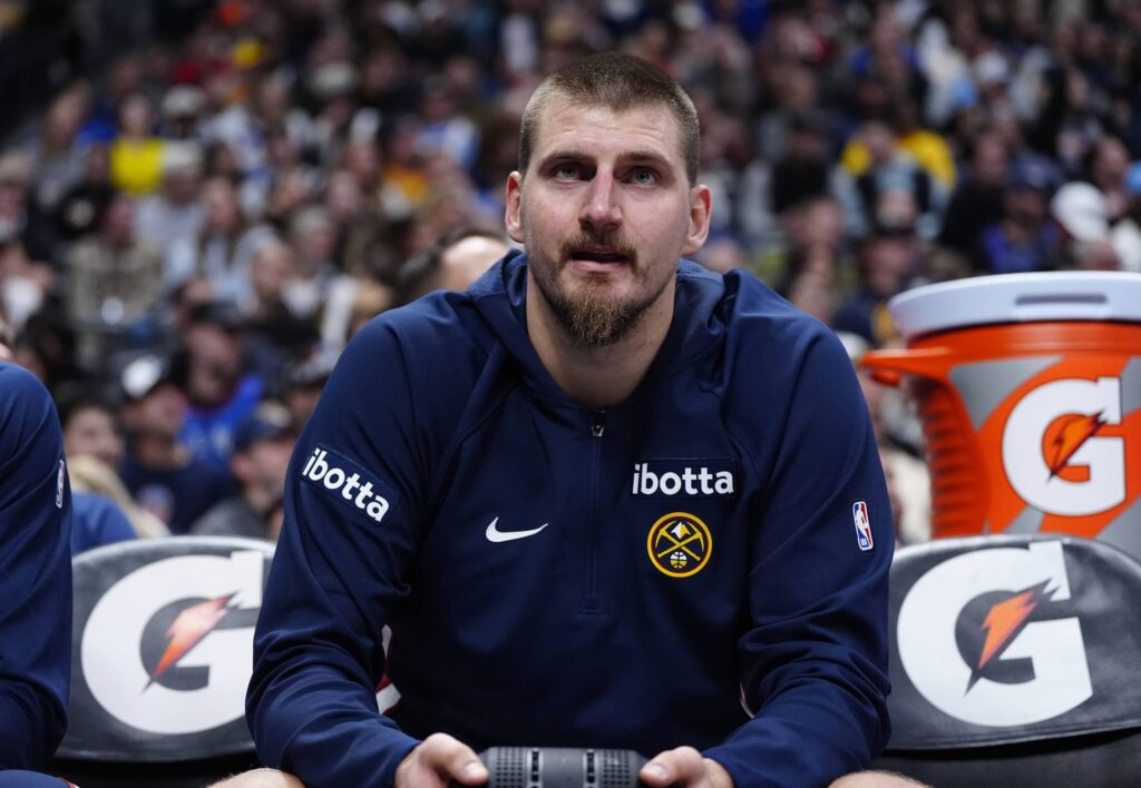 Nikola Jokic In Danger Of Missing Key Nuggets–Timberwolves Game ...