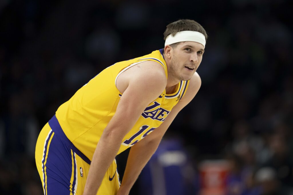 Shaquille O'Neal: Austin Reaves Will Only Shoot Last-Second Corner 3 ...