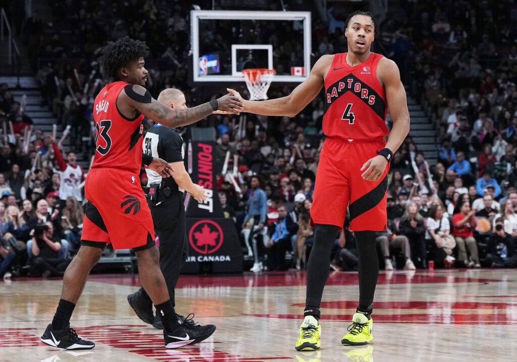 Two Trade Moves For The Toronto Raptors To Become A Legit Playoff Contender
