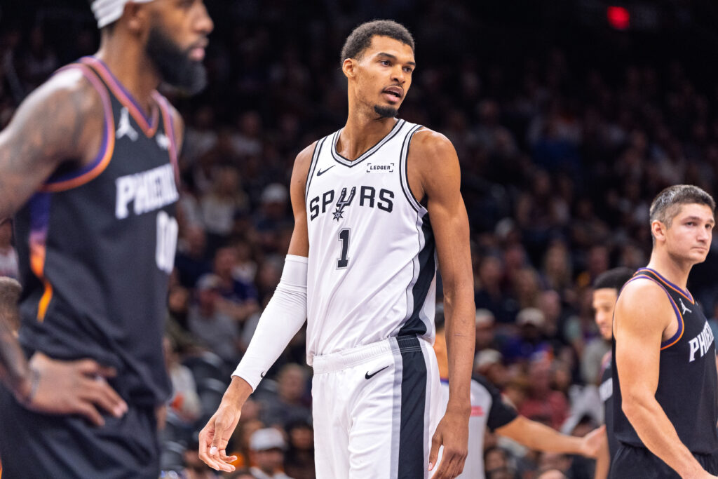 San Antonio Spurs Lose First Game Of The Season Against Phoenix Suns: 5 ...
