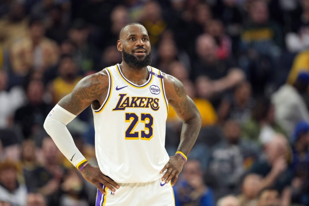 Lakers G League Head Coach Opens Up On LeBron James Practicing With The ...