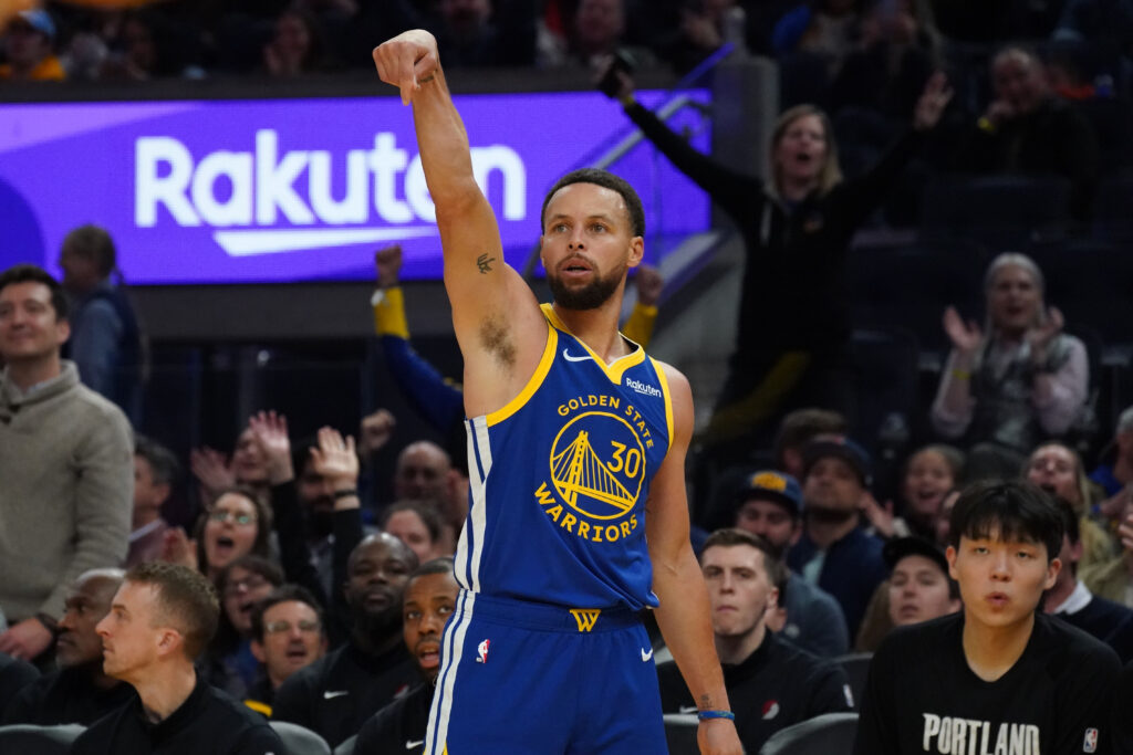 Warriors Player Ratings: Stephen Curry Sets The Tone As Golden State ...