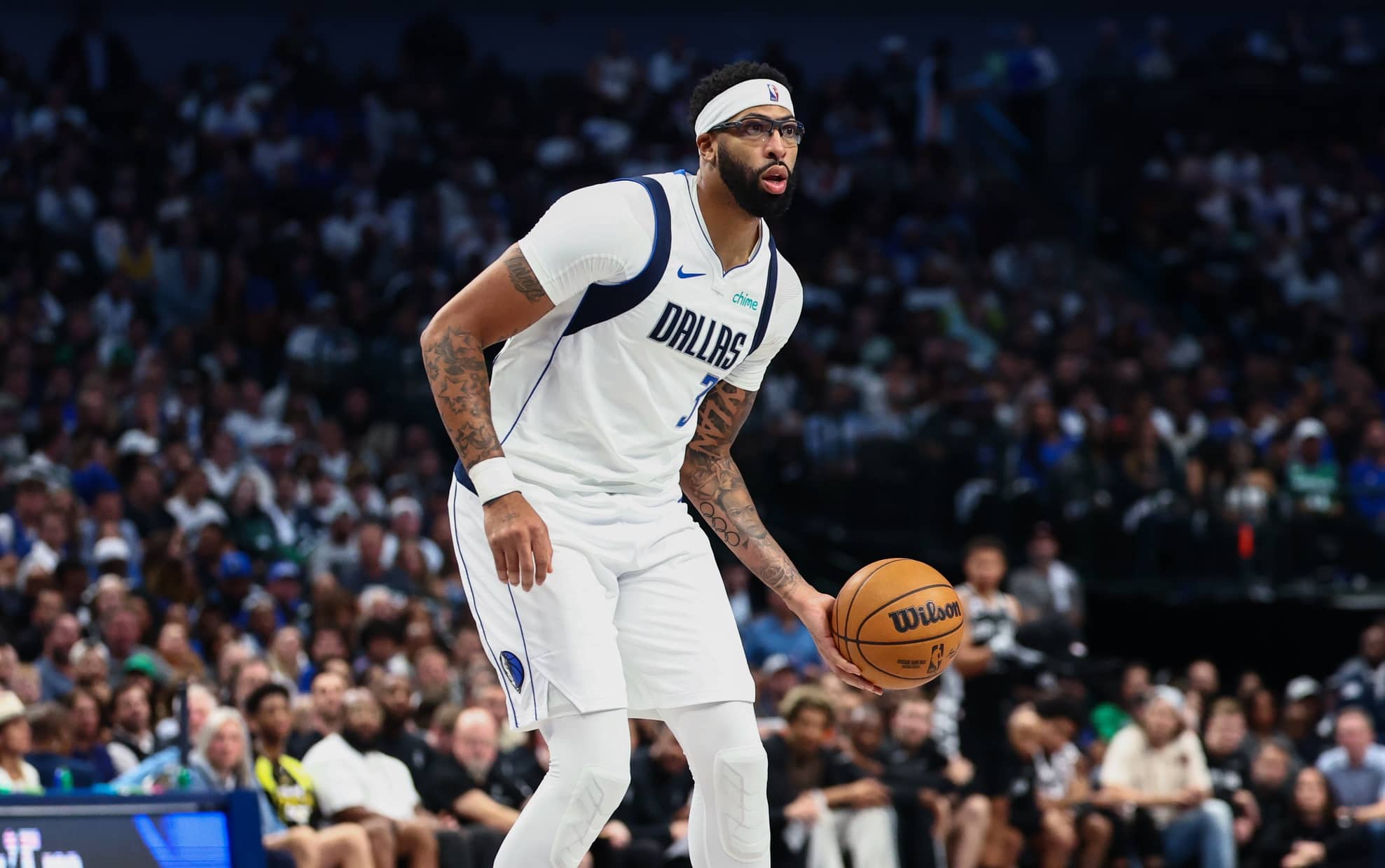 Mavericks Reach Out To Warriors About Anthony Davis Trade; Only Two ...